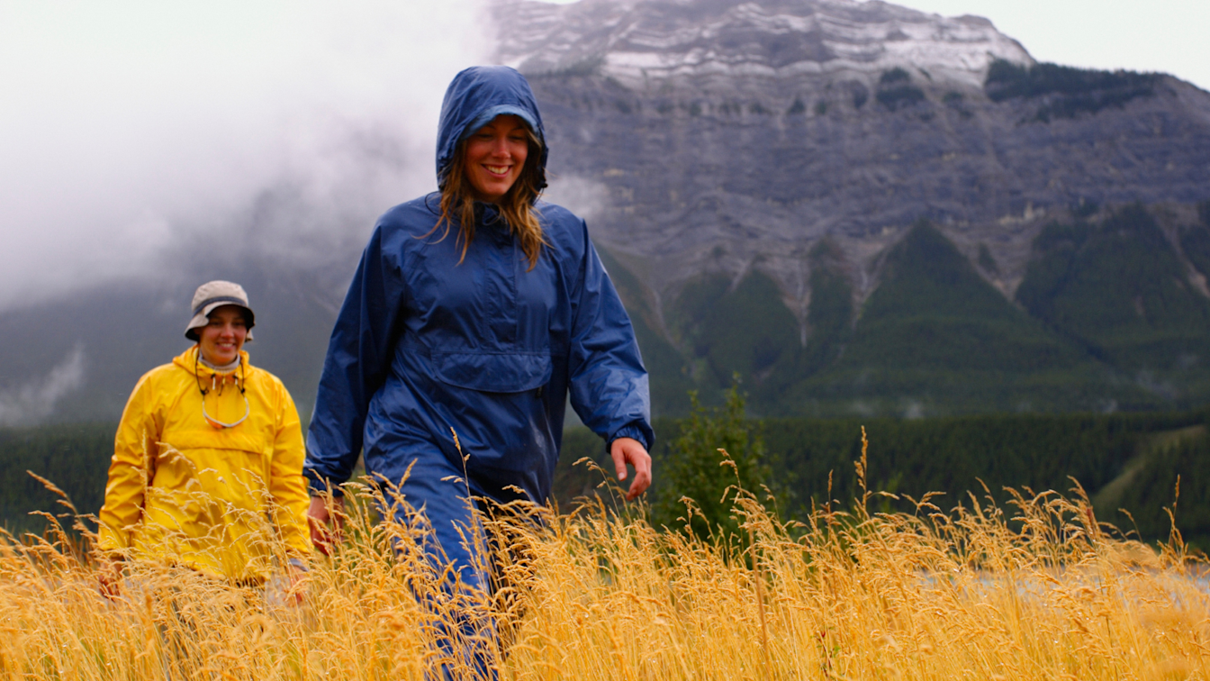 How to check weather conditions before and during a trek
