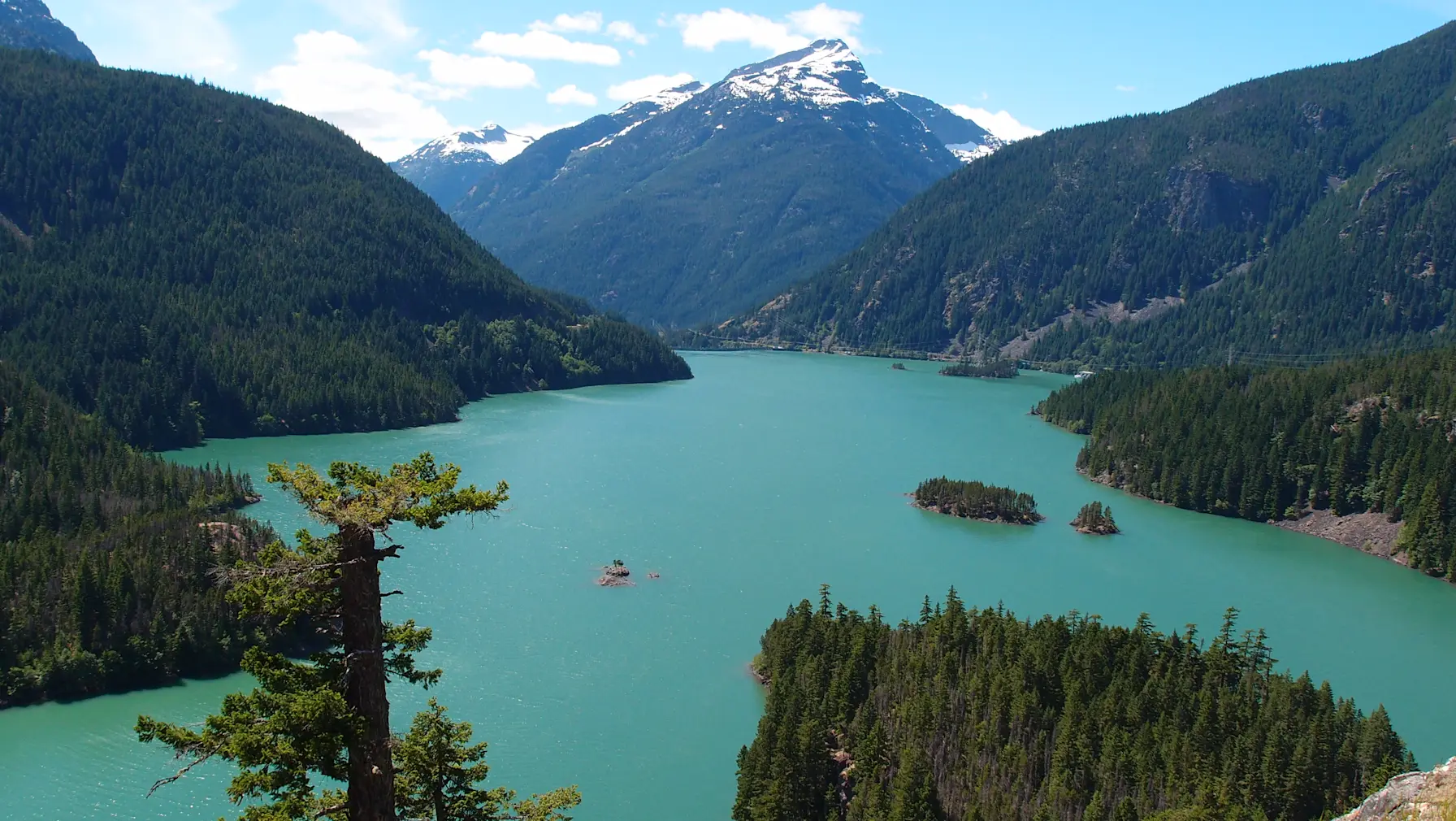 Best Pacific Northwest Alpine Lakes to Visit this Summer - AdventureTripr