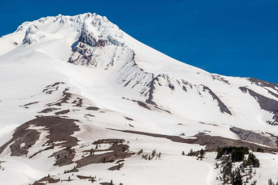 6 Beginner Mountains to Climb in the Pacific Northwest - AdventureTriprrr