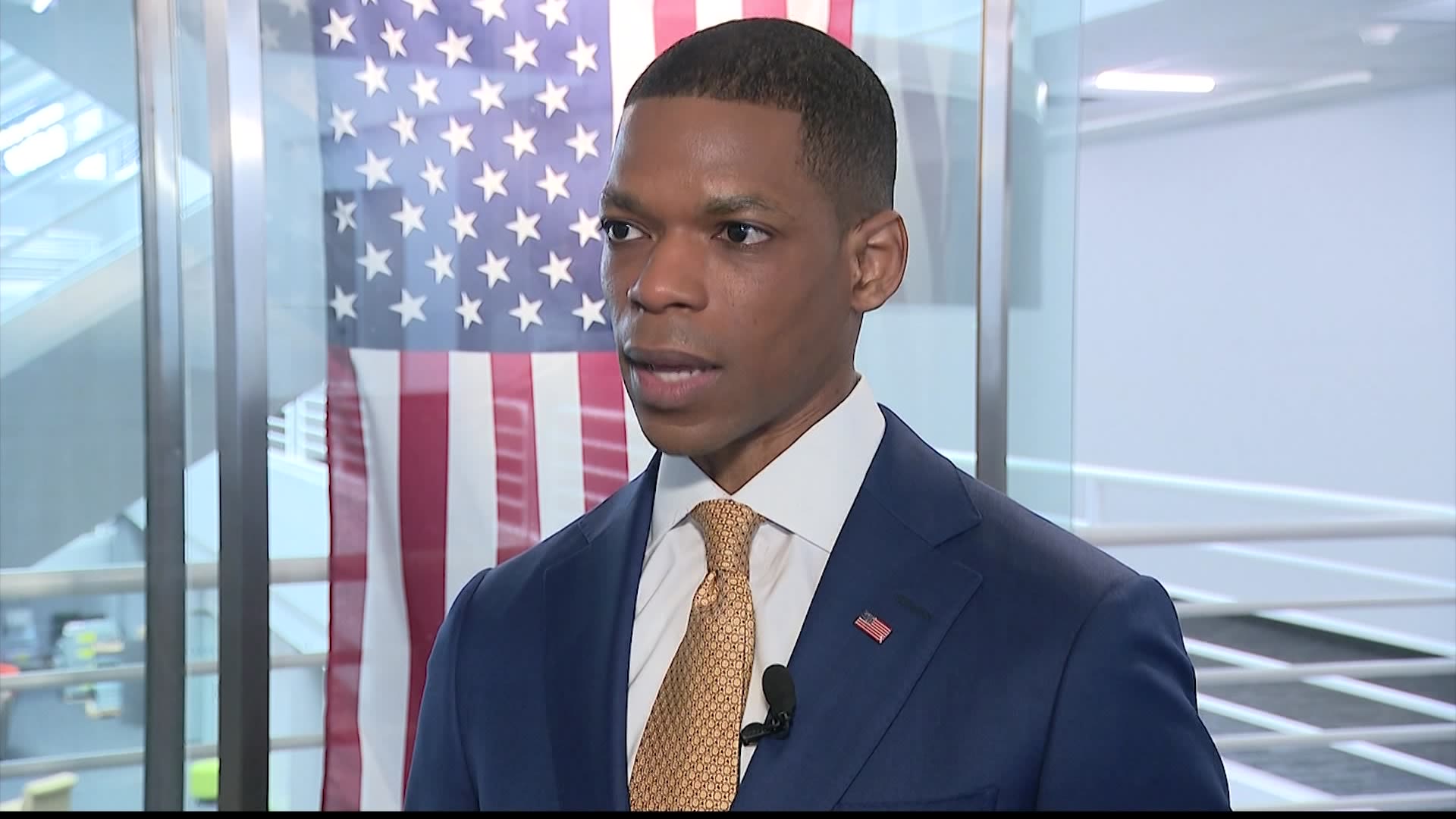 Kellen Curry, GOP challenger to Santos, speaks to News 12 about ...
