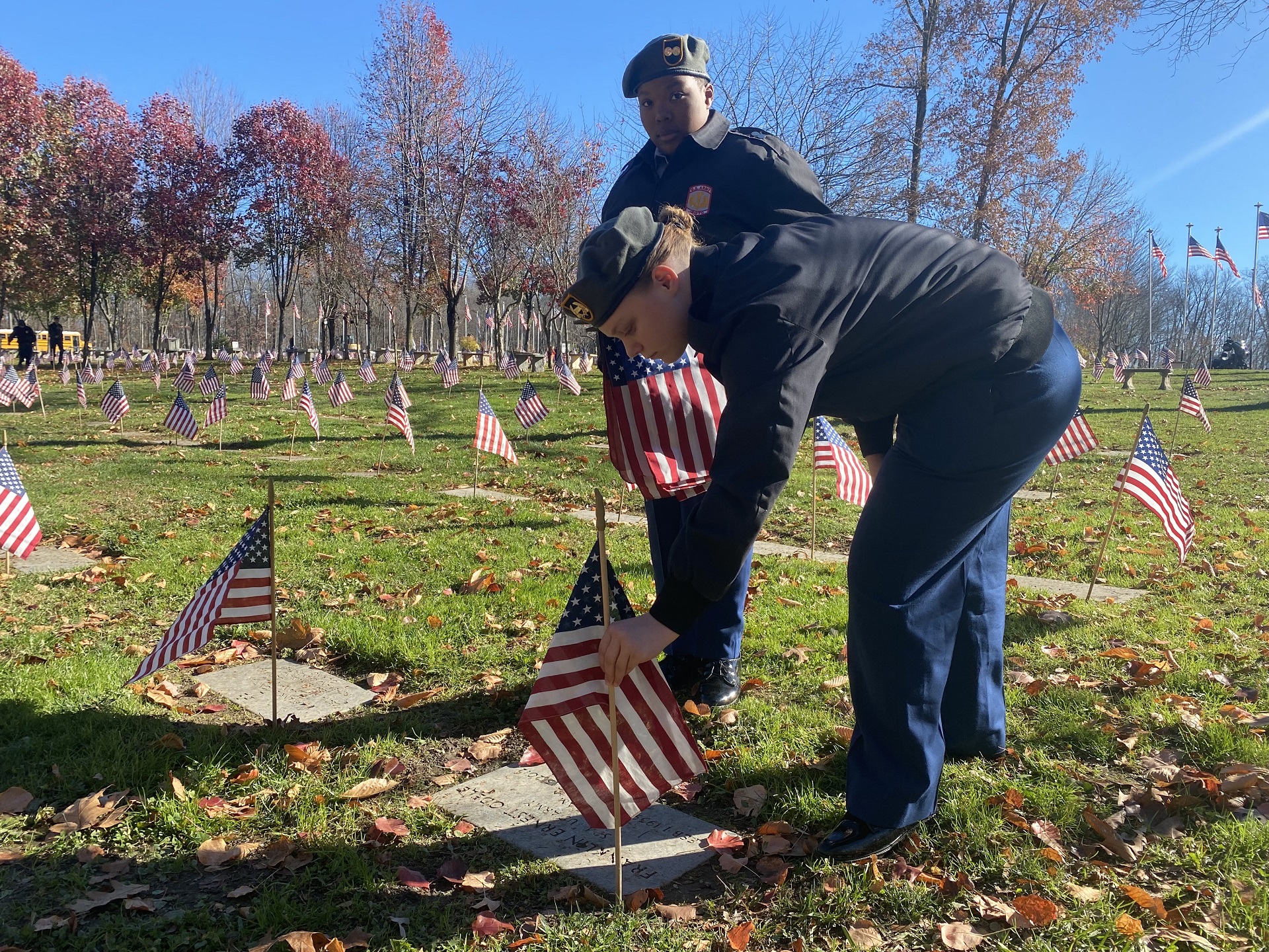 Minisink students place 4,000 flags on graves for Veterans Day