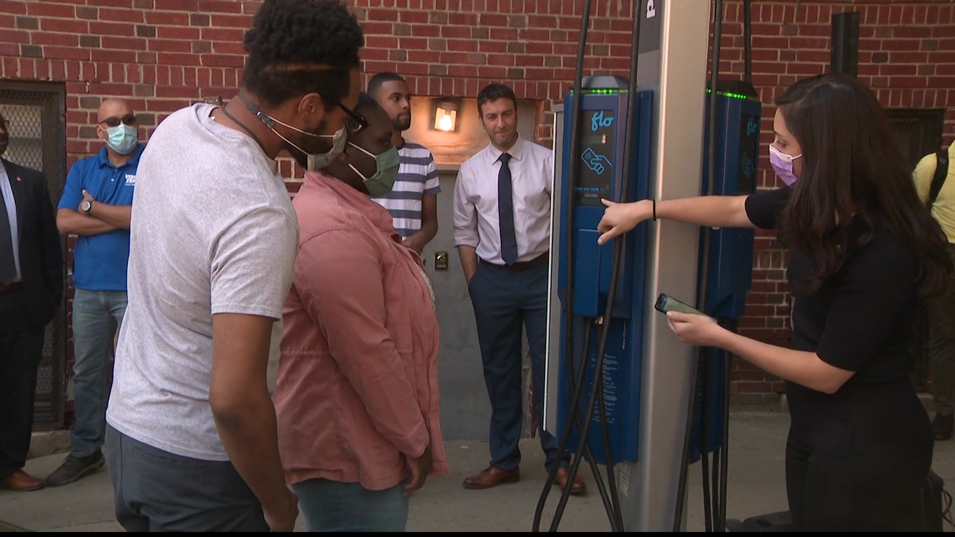 1st of 120 curbside charging stations for electric vehicles installed ...