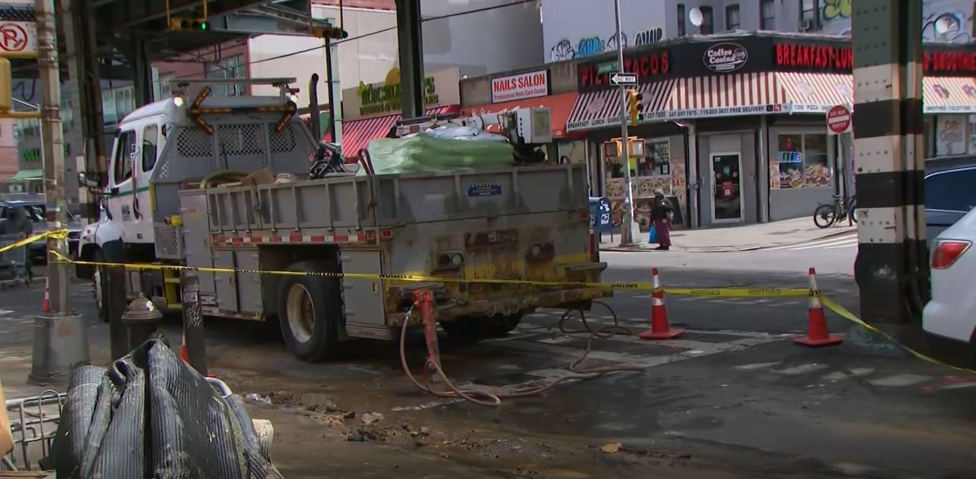 Busted fire hydrant floods part of Jerome Avenue in the Bronx