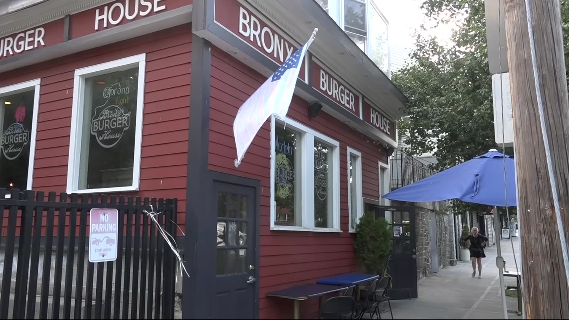 Riverdale burger restaurant recognized for community service during the ...