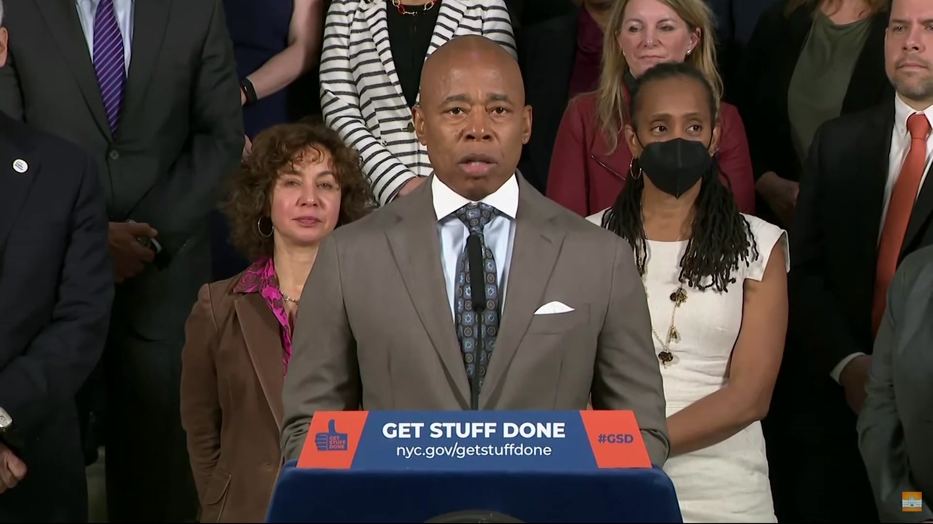 Mayor Adams announces new plan to address NYC attorney shortage