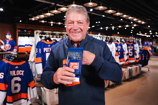 Potvin Socks! Islanders legend turns derisive Rangers chant into ...