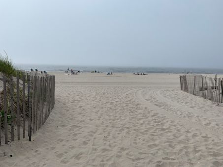 Where does Smith Point County Park rank on News 12's Best Beaches list?