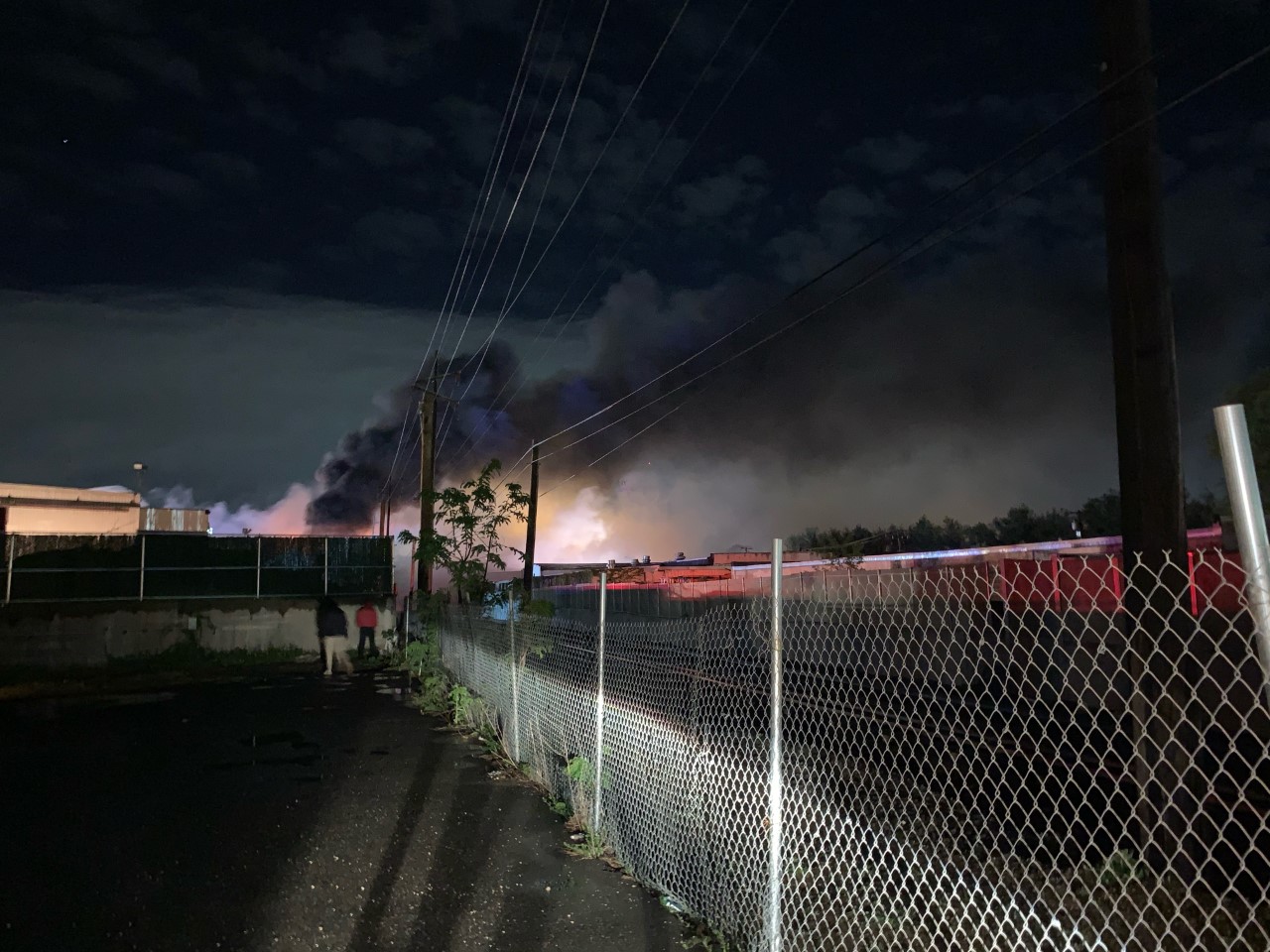6-alarm fire erupts at commercial facility in Westbury, 27 departments ...