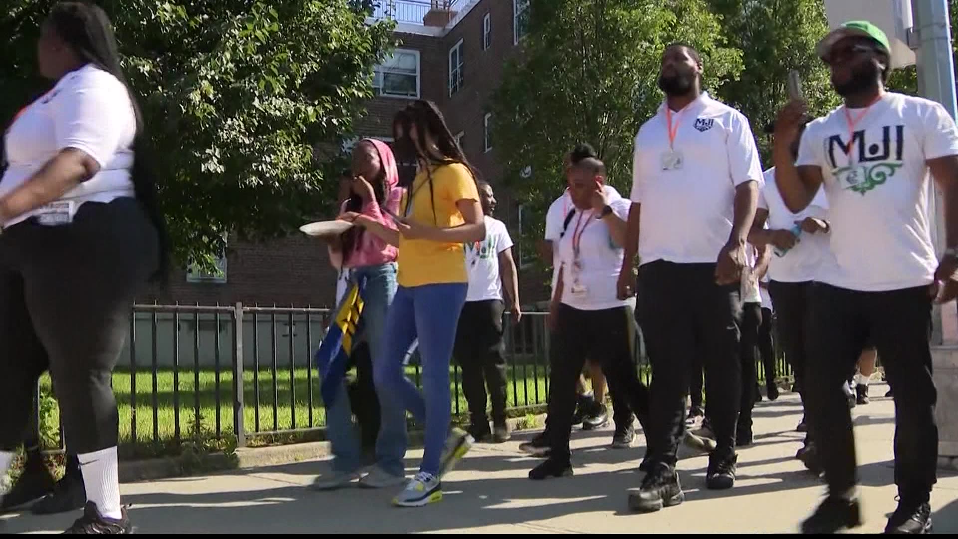 March outside Breukelen Houses demands peace and end to gun violence