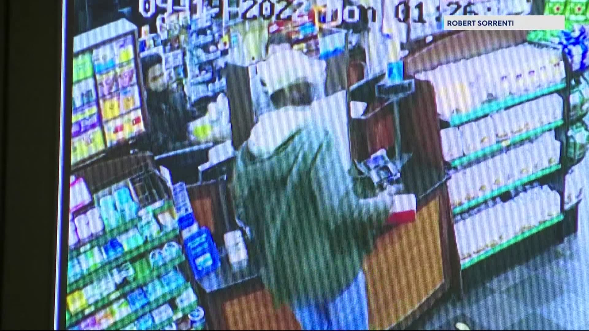CAUGHT ON VIDEO: Man wanted for gunpoint robbery of Brooklyn Bolla Market