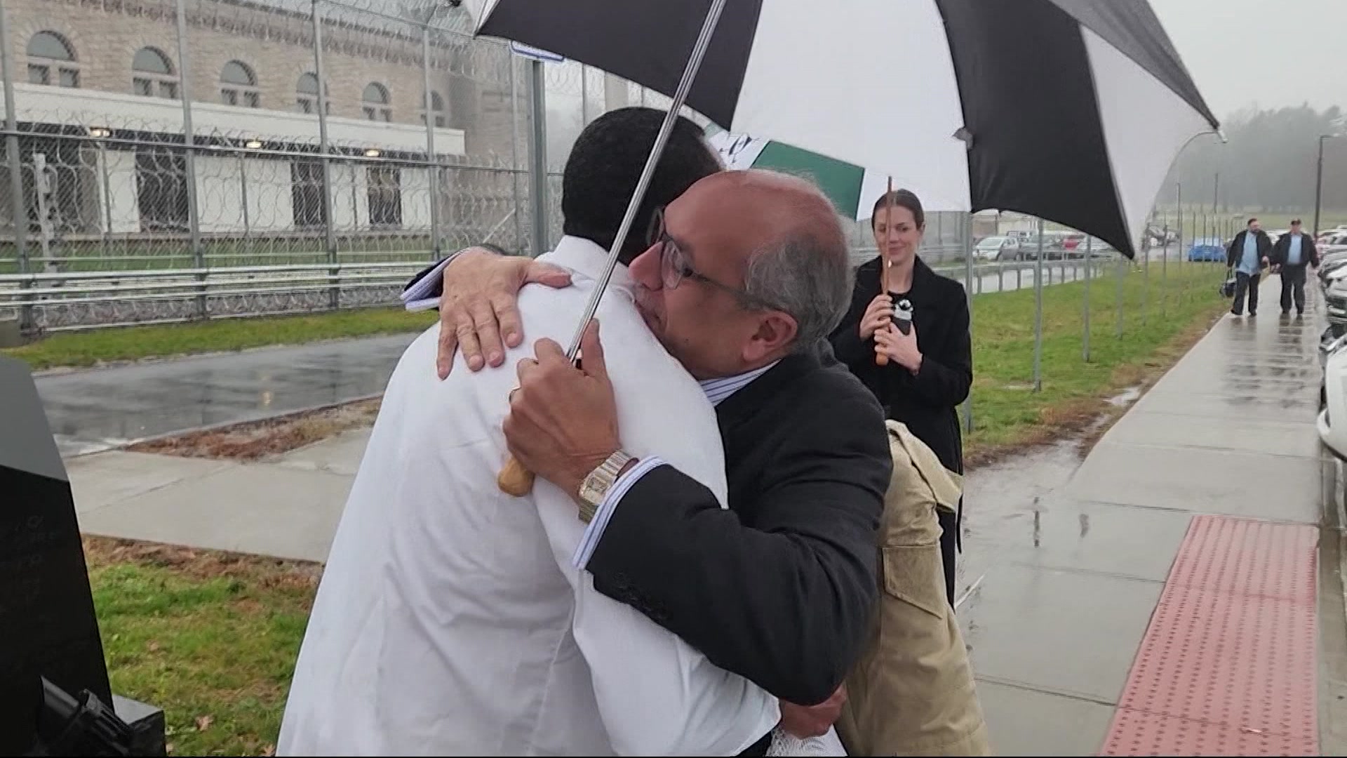 Man freed from prison following new testimony in Bronx shooting