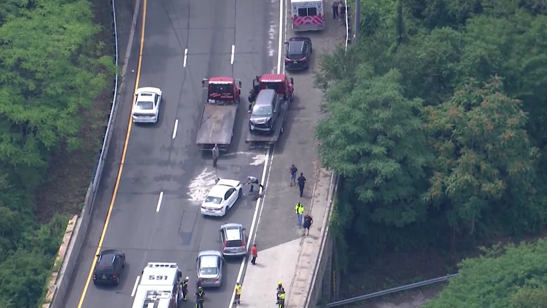 State police: Wrong-way crash on Northern State Parkway sends 4 to hospital