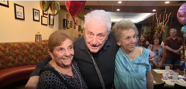 Adopted 89-year-old man celebrates birthday by uniting with family he ...