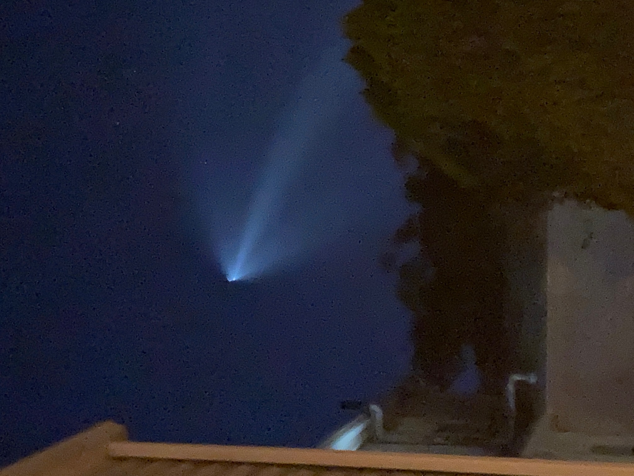 Space X Falcon 9 rocket's vapor trail seen over Long Island skies