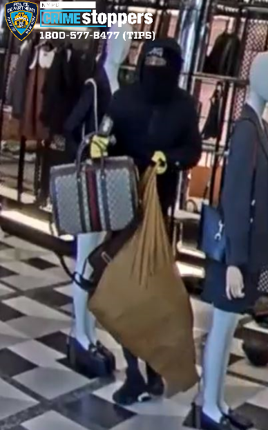 NYPD: Robbers steal $51,000 worth of Gucci merchandise in Manhattan ...