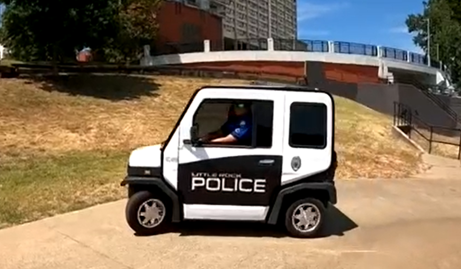 What's Hot: Tiny police car puts the little in Little Rock