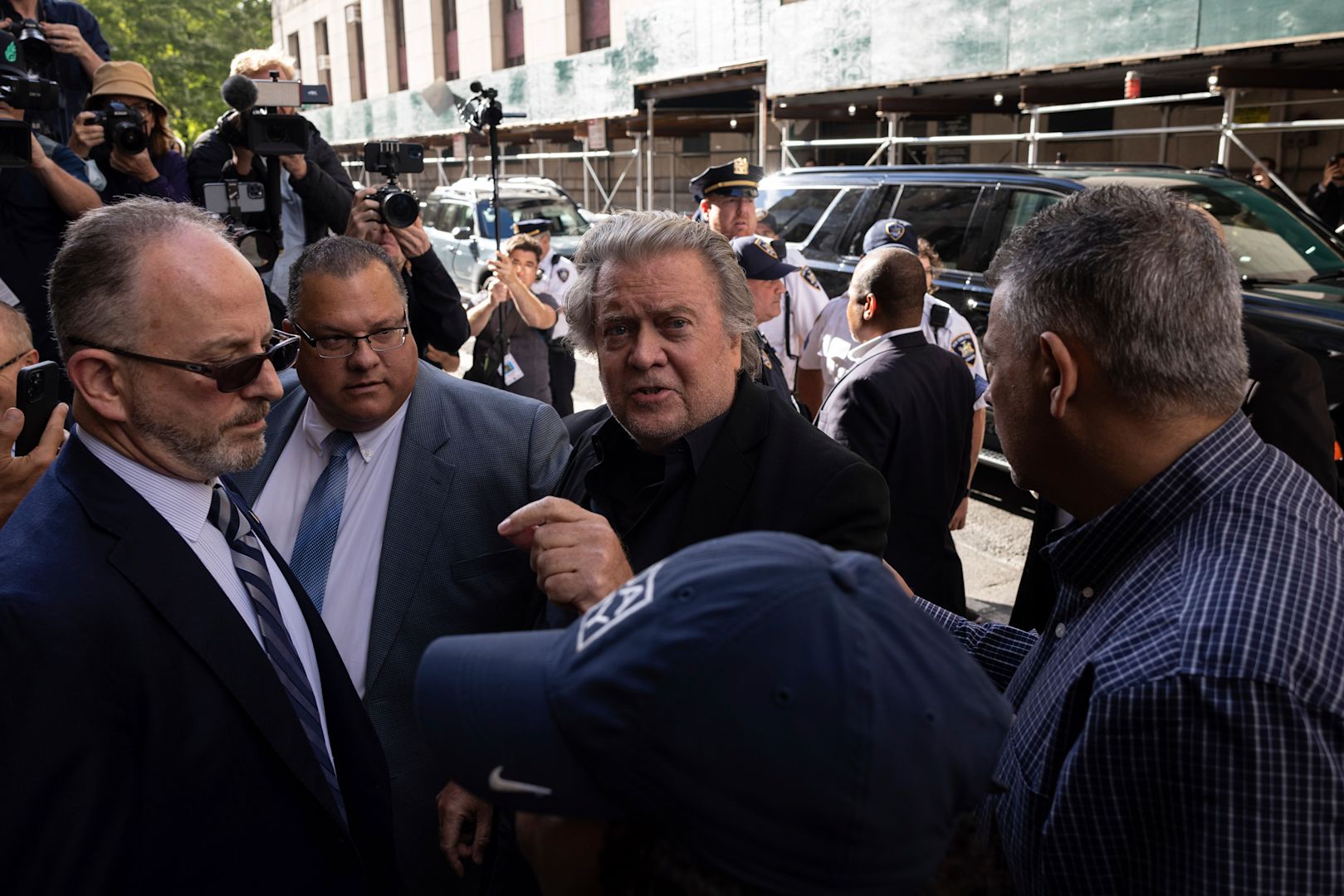 Steve Bannon pleads not guilty in 'We Build the Wall' scheme