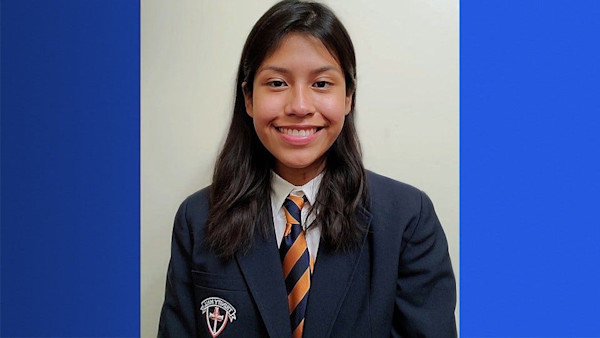 Education Ambassador: Trinity Hall Junior Dayra Mejia-Reyes