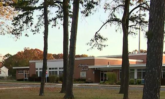 COVID-19 outbreak reported in Lake Ronkonkoma elementary school