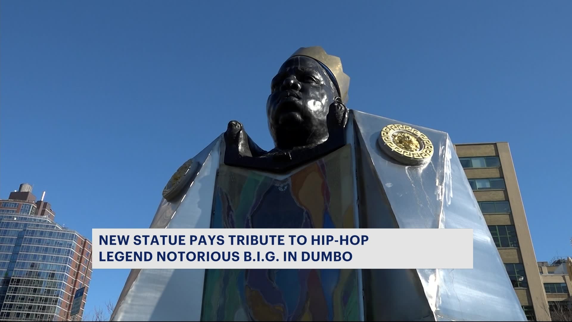 9-foot-tall Notorious B.I.G. statue raised in Downtown Brooklyn