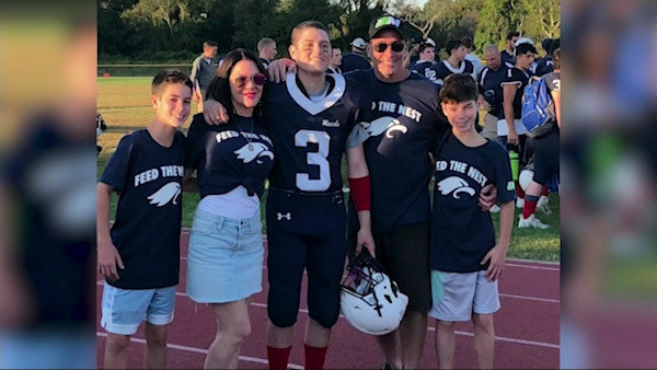 Giants recognize Jericho HS football player who has cancer as area's ...