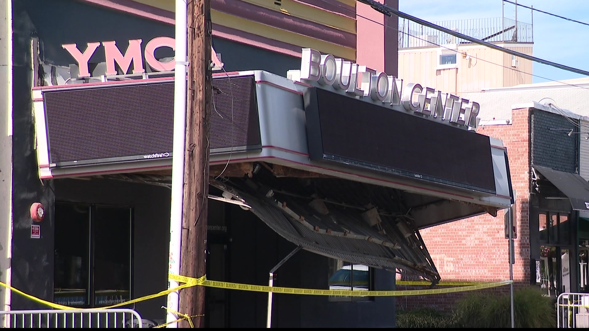 Bay Shore's Boulton Center marquee collapses in busy Main Street; no ...