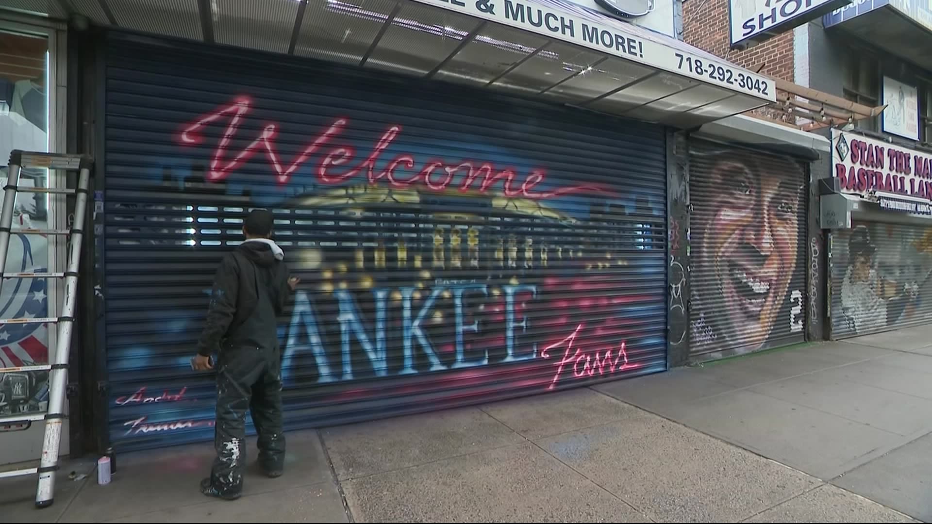 Bronx artist spray-paints mural to welcome back Yankees fans
