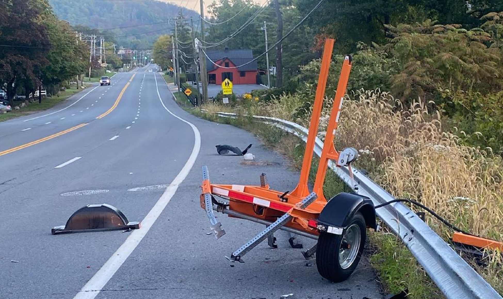 Tuxedo police: Car struck digital speed sign; driver sought