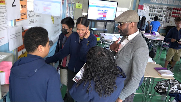 Bronx teacher receives recognition for work with ELS students