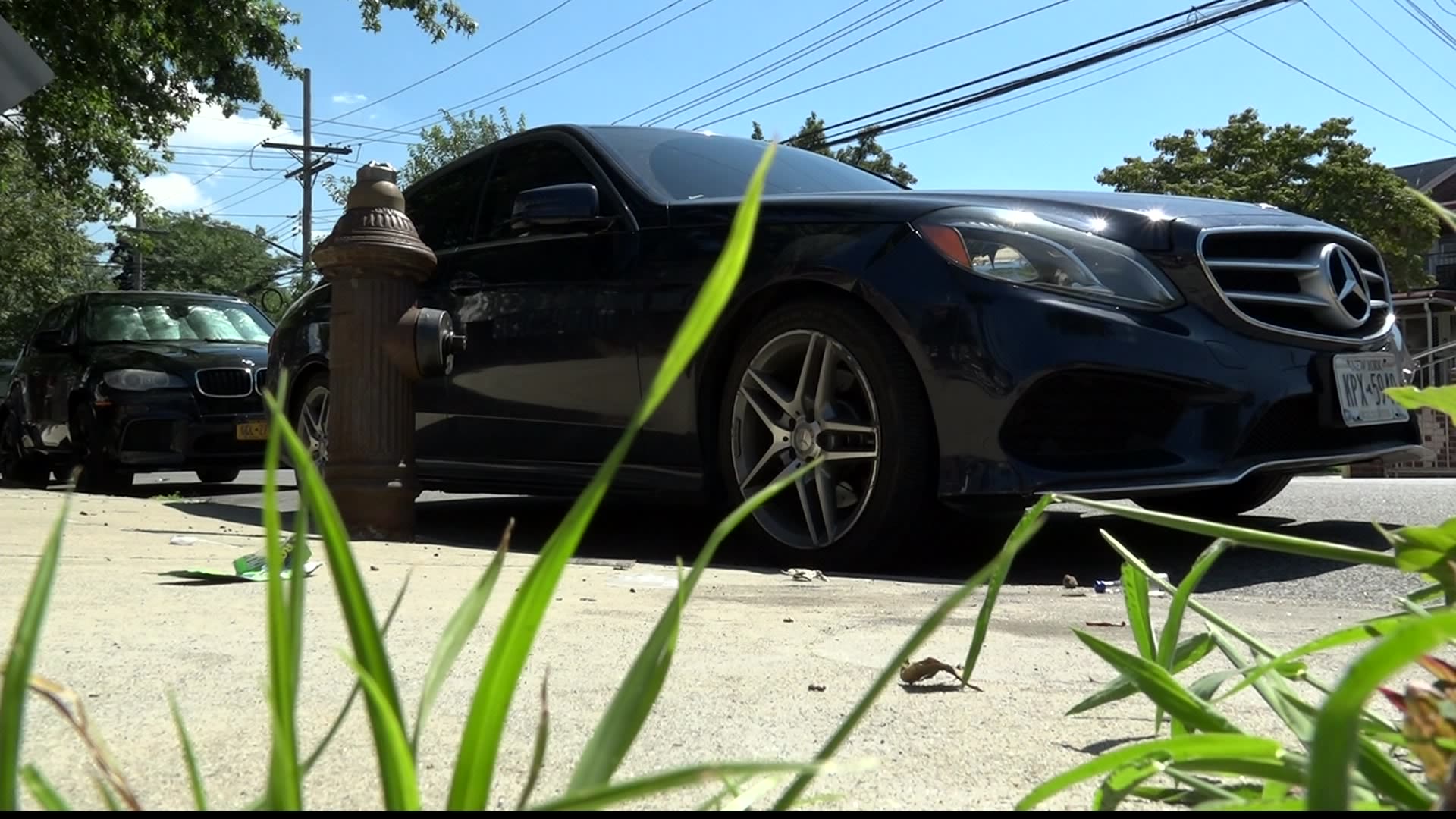 ‘Please do not block fire hydrants.’ FDNY highlights dangers of blocked ...
