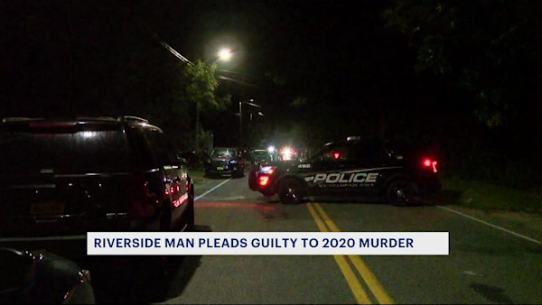 Riverside man pleads guilty to fatally stabbing girlfriend in front of ...