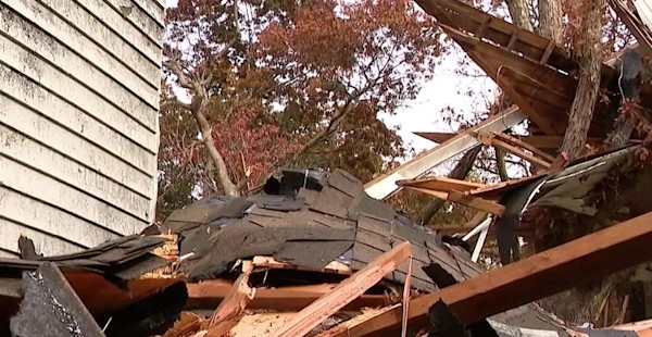 4 LI tornadoes uproot trees, leave behind path of destruction