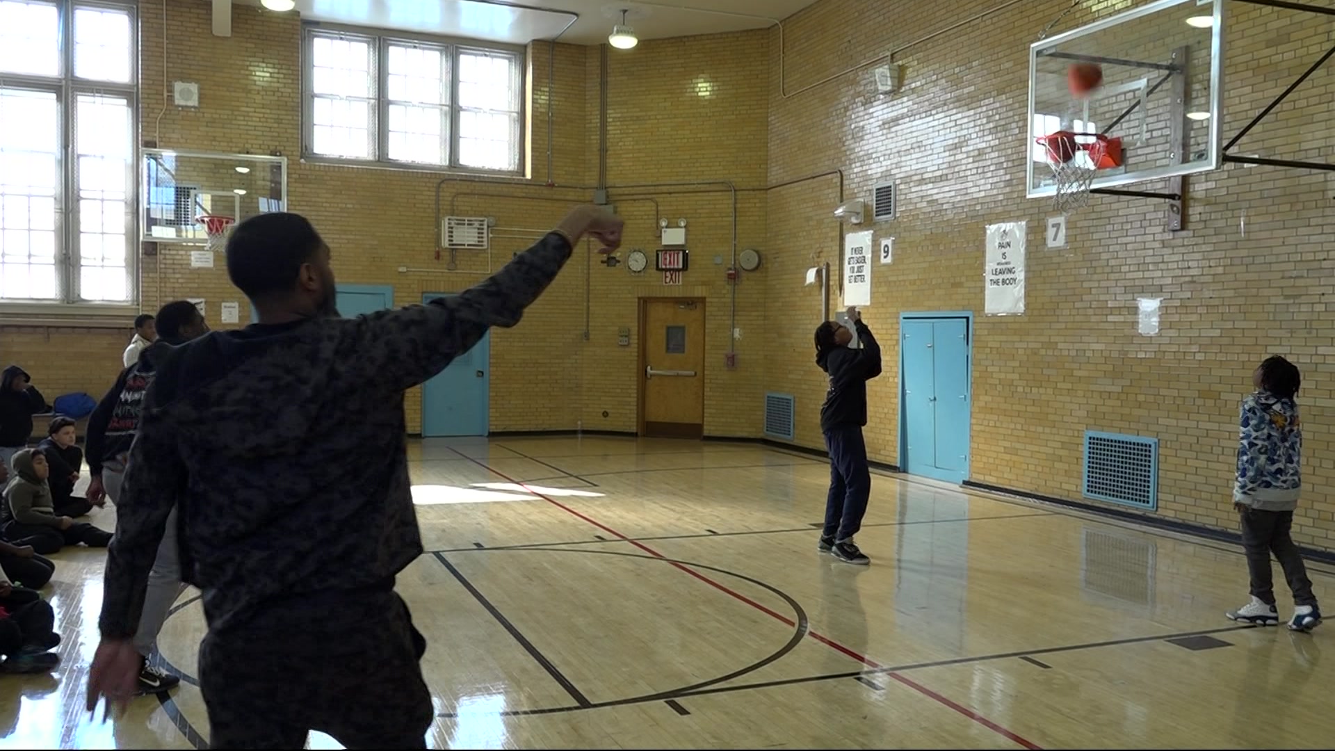 Basketball pro joins Bronx school for new gymnasium revamp