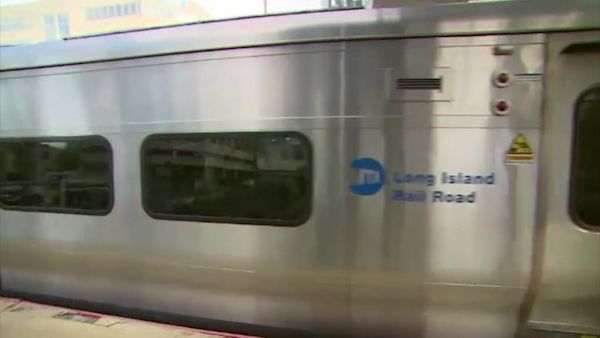 MTA unveils new all-in-one app for trip planning to NYC, service ...
