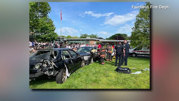 Fire, police department hold mock crash to demonstrate drunk ...