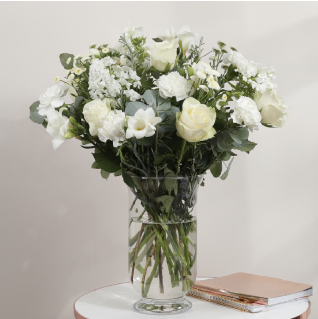Flowers & Plants | Letterbox Flowers | Next Day Delivery | Moonpig