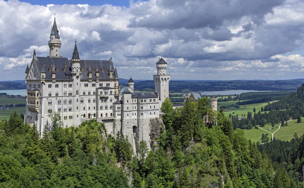 The Best Castles to Visit in Europe | Busabout