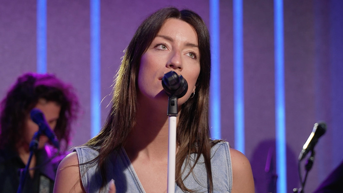 RONDÉ doet nieuwe single Taking My Love Back voor het eerst live op 538 ...