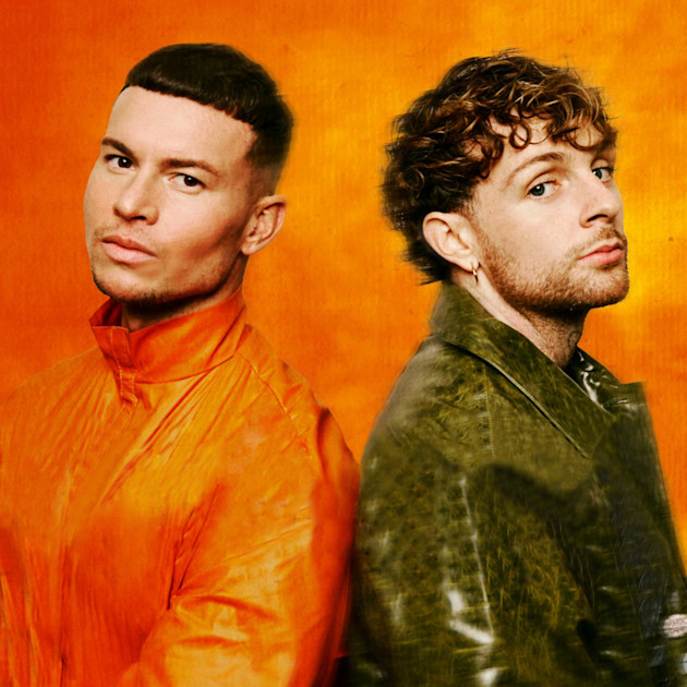 De nieuwe Dance Smash is voor Joel Corry & Tom Grennan met Lionheart ...