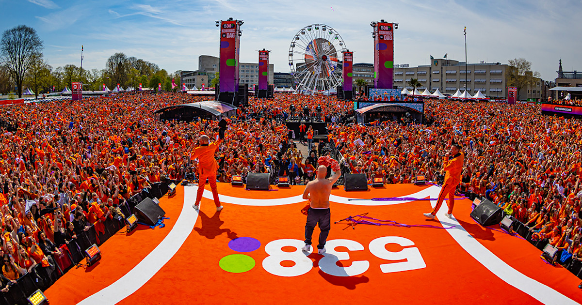 Shirt Uit En Zwaaien Met Jelte En Het Feestteam Radio 538