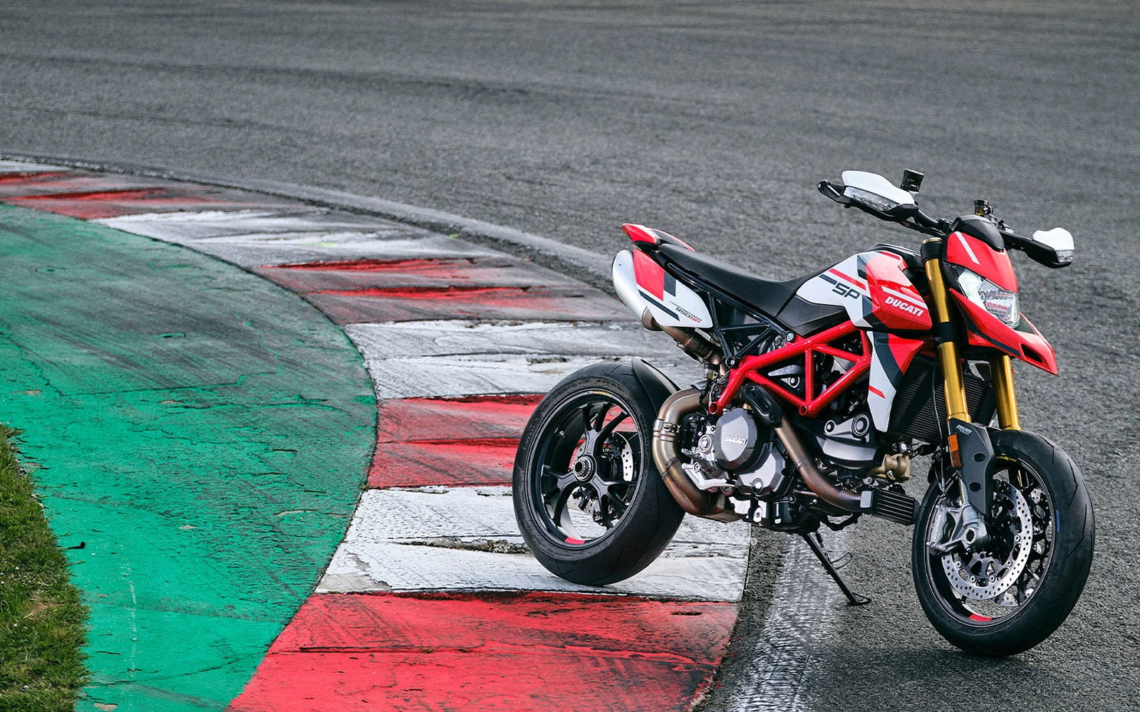 Unleash Your Wild Side – Ducati Canada Hypermotard Offers