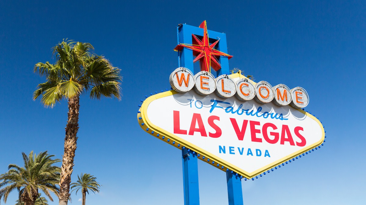 Guide to Googie Architecture: 13 Iconic Googie Buildings - 2022 ...