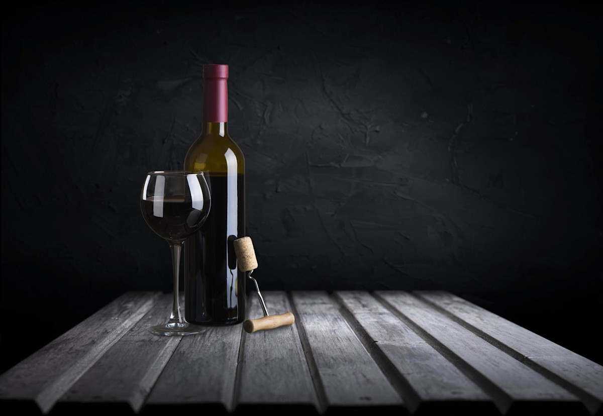 Learn About Syrah Wine: Grapes, Regions, and Tasting Notes - 2022 ...