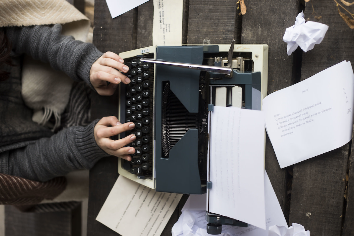 Poetry 101: What Is a Tercet in Poetry? Learn Different Types of ...