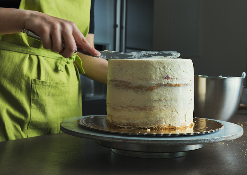 How to Layer a Cake in 14 Steps - 2025 - MasterClass