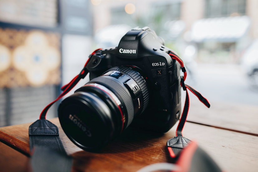 Understanding DSLR vs. Mirrorless Cameras: Similarities, Differences ...