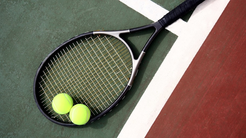 How to Hit a Slice Serve in Tennis: 4-Step Slice Serve Tutorial - 2025 ...