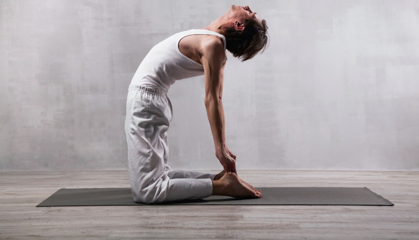 How to Do Camel Pose: 3 Ways to Modify Camel Pose - 2025 - MasterClass