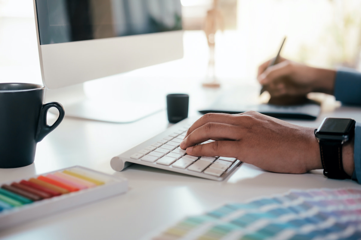 Skeuomorphism Explained A Guide To Skeuomorphic Design 2022 MasterClass skeuomorphism-explained-a-guide-to-skeuomorphic-design-2022-masterclass