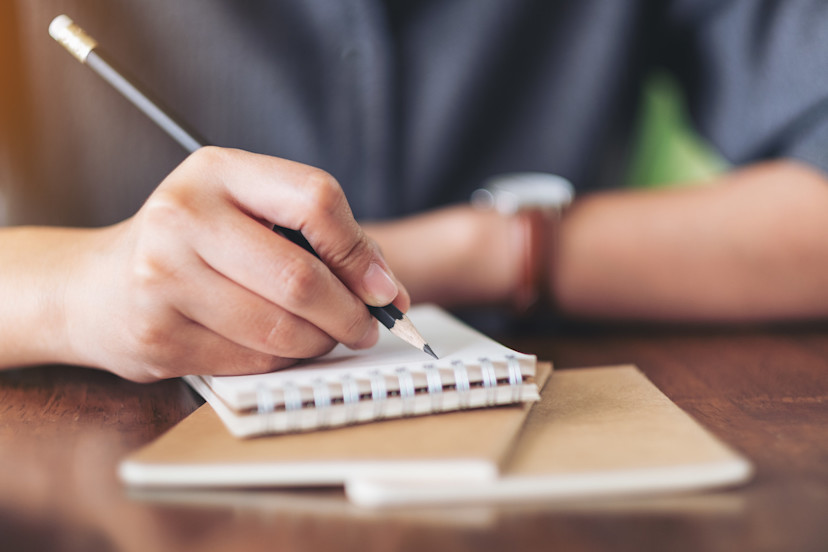 How to Start a Writing Notebook: 3 Benefits of Keeping a Notebook ...